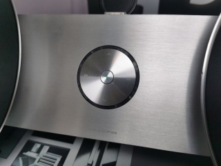 BEOSOUND 8 MUSIC SYSTEM/DOCKING STATION - Quality Dream Audio