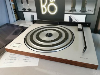 BEOGRAM 1500 TURNTABLE INCLUDING STYLUS - Quality Dream Audio