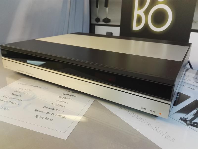 BEOVISION 7 WALL MOUNT - Quality Dream Audio