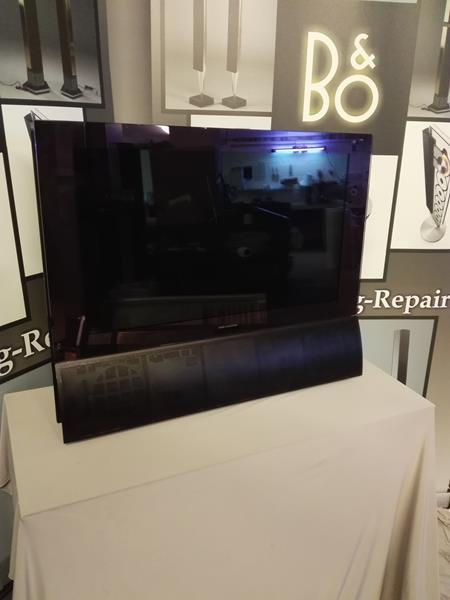 BEOCENTER 6 23" TELEVISION - Quality Dream Audio